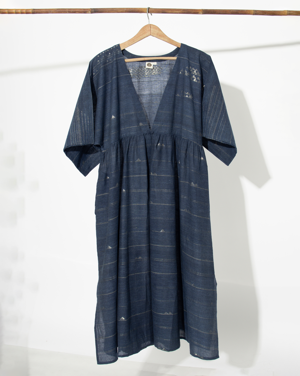 Waves Horizon Overlay